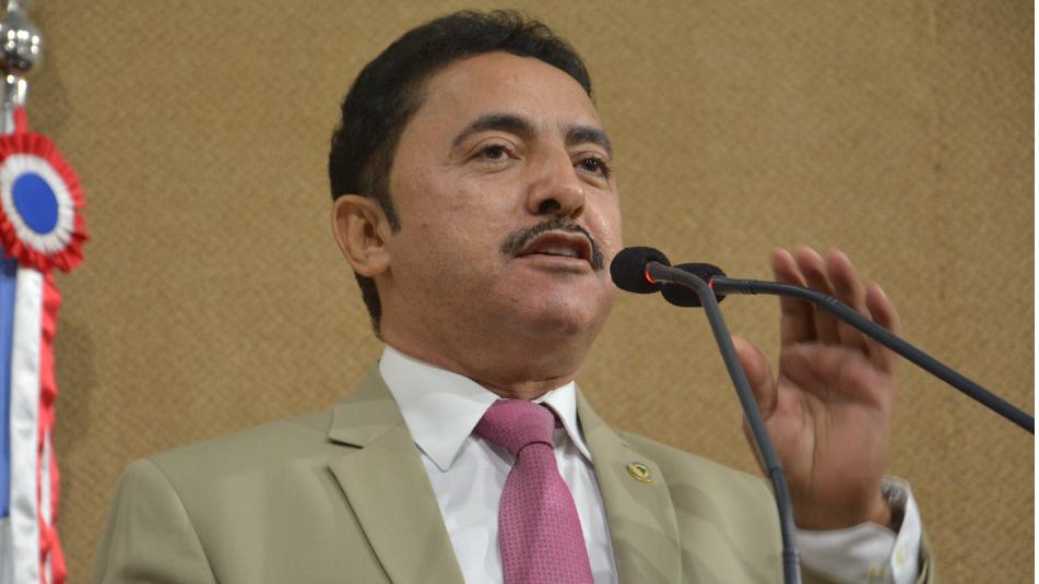 Deputado Roberto Carlos lidera a luta pela escolha segura do parto para ... Deputado Roberto Carlos lidera a luta pela escolha segura do parto para ...